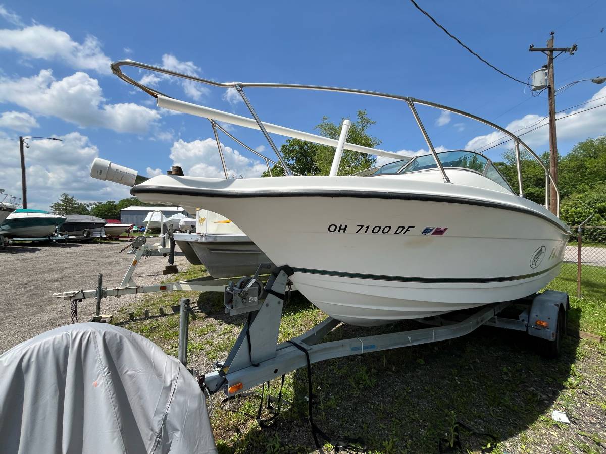 2001 Bayliner Trophy!